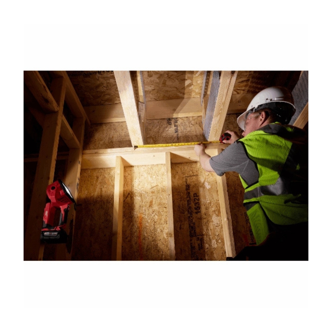 Reflector led de 1250 lumines m18 milwaukee 235420